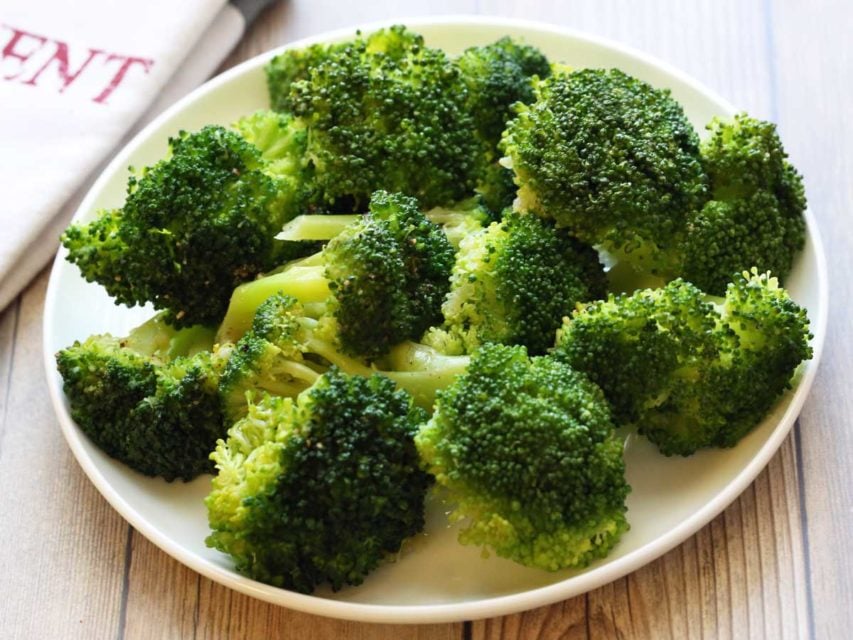 Perfectly Steamed Broccoli - Healthy Recipes Blog
