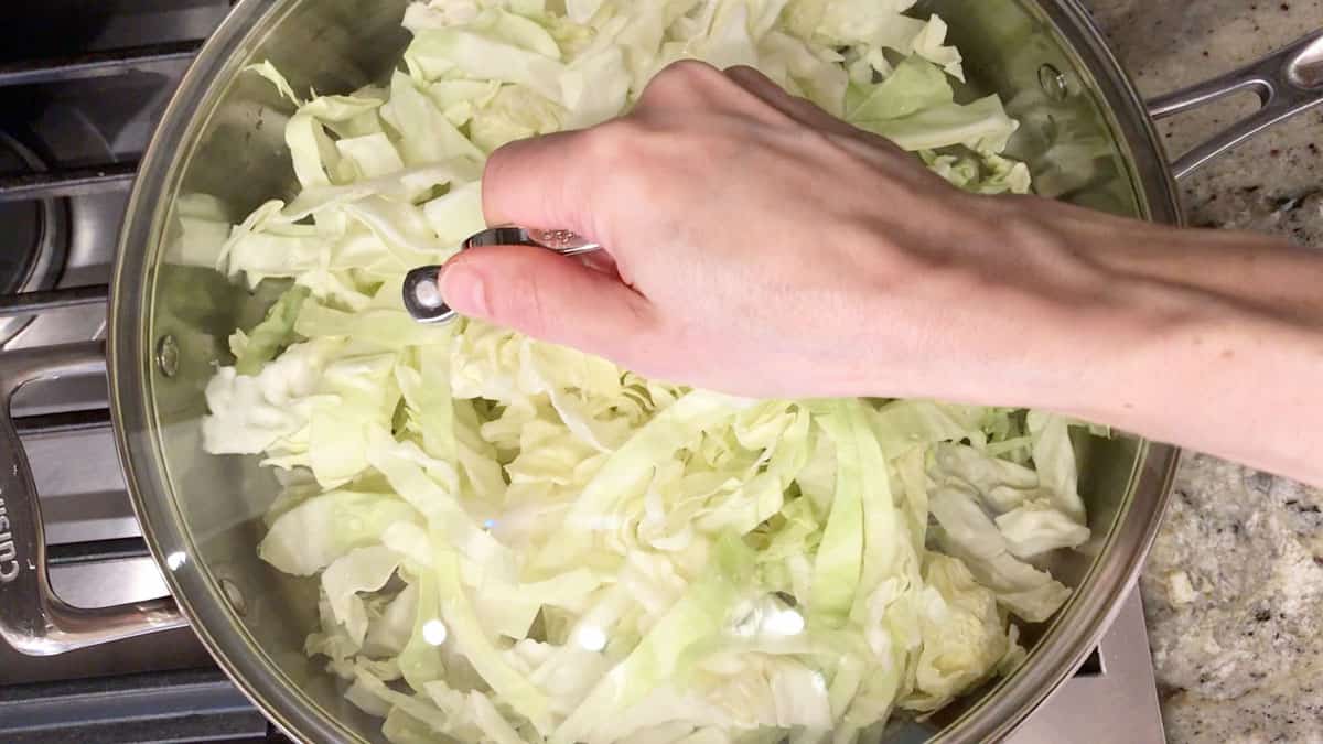 Buttery Steamed Cabbage Recipe - Healthy Recipes Blog