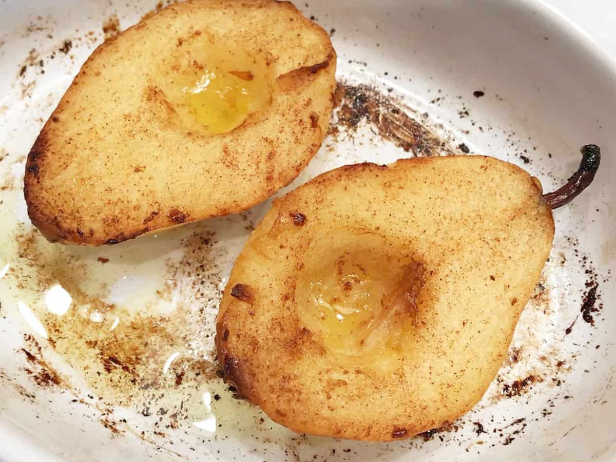 Baked Pears (No Added Sugar) - Healthy Recipes Blog