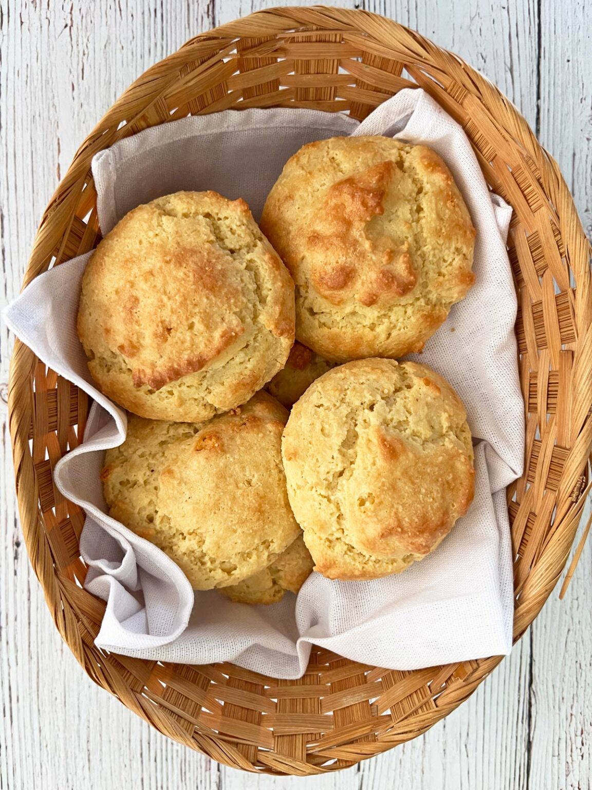 Keto Biscuits (Tender and Fluffy) - Healthy Recipes Blog
