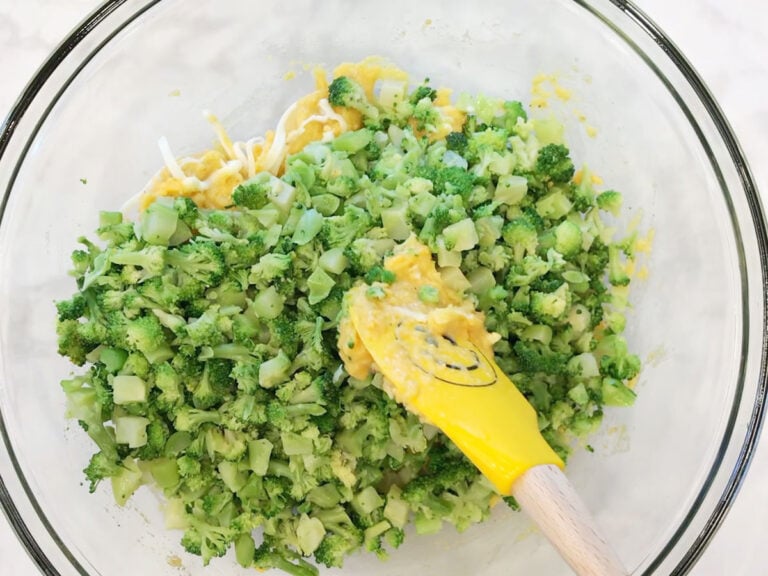 Cheesy Broccoli Tots - Healthy Recipes Blog