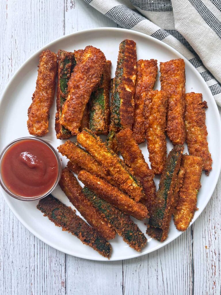 Parmesan-Crusted Zucchini Fries - Healthy Recipes Blog