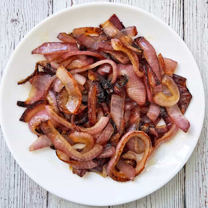 Simple Sautéed Onions Recipe - Healthy Recipes Blog