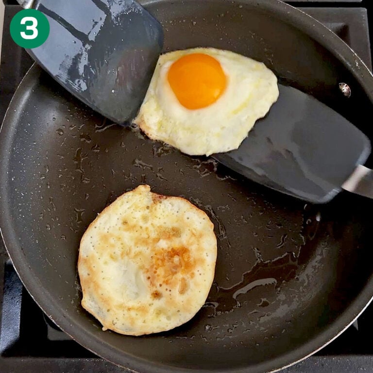 Simple Everyday Fried Eggs Recipe with Tips & Variations - Healthy ...