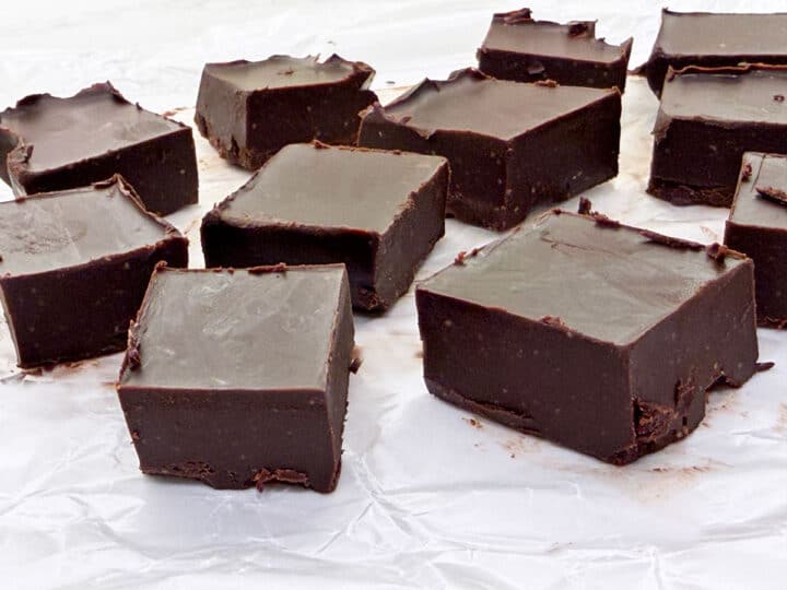 Creamy Keto Fudge with Dark Chocolate and Peanut Butter - Healthy ...